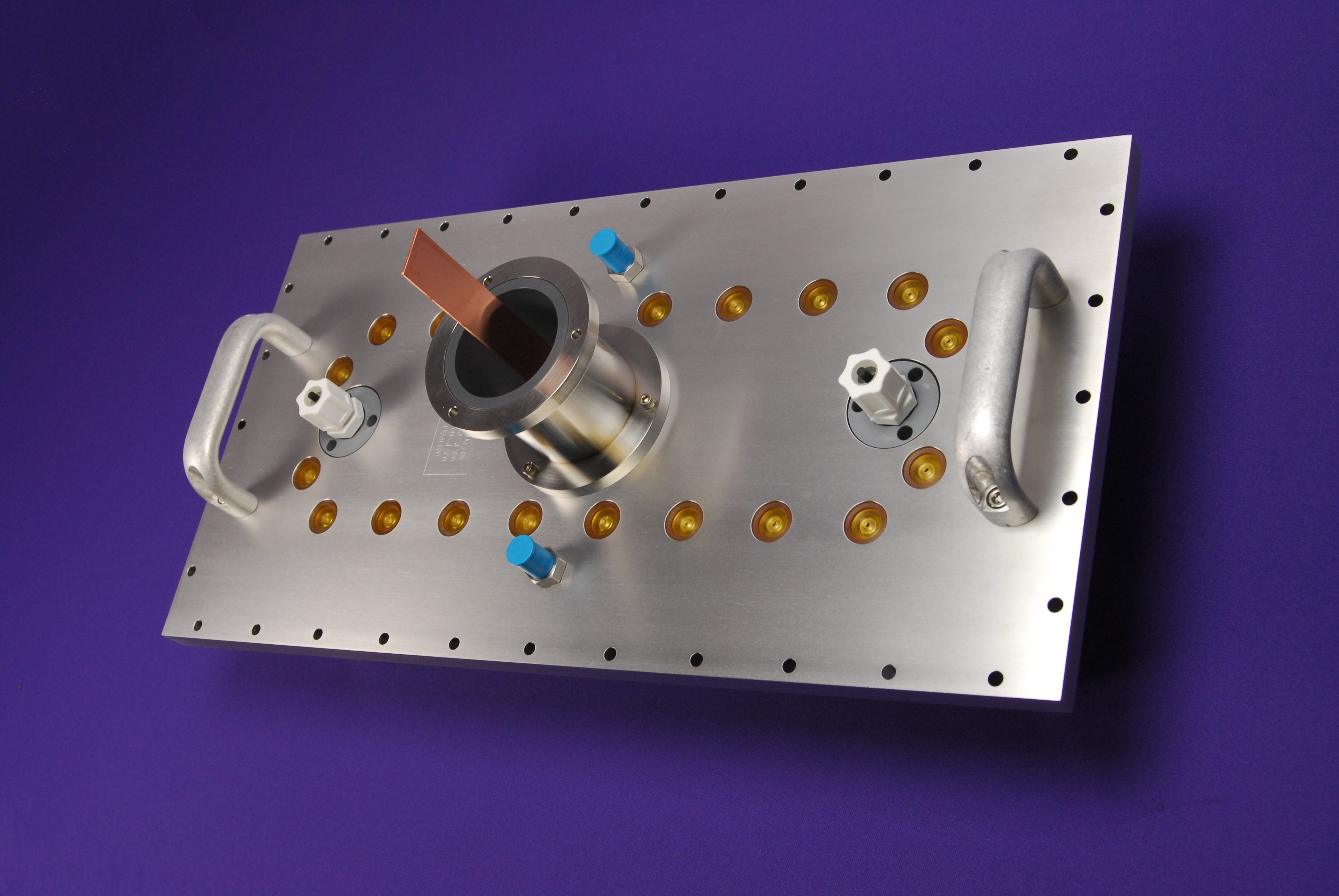 ONYX-520 External with Thru Wall Gas Inlets and RF Strap Power ...