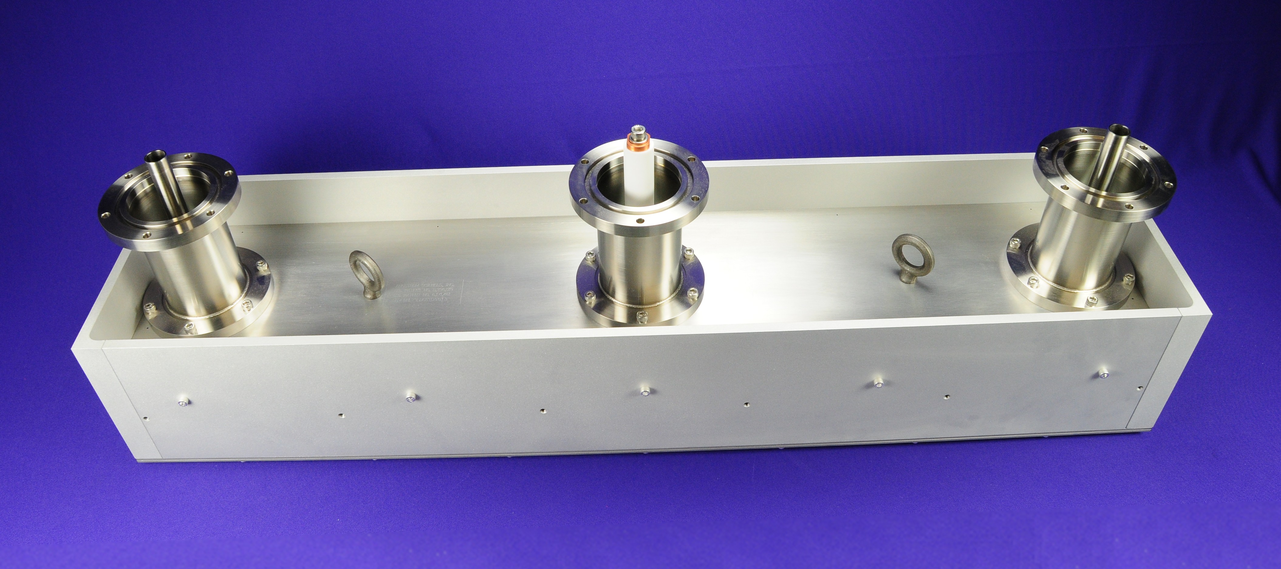 ONYX-535 Internal Mount Linear Cathode | angstromsciences