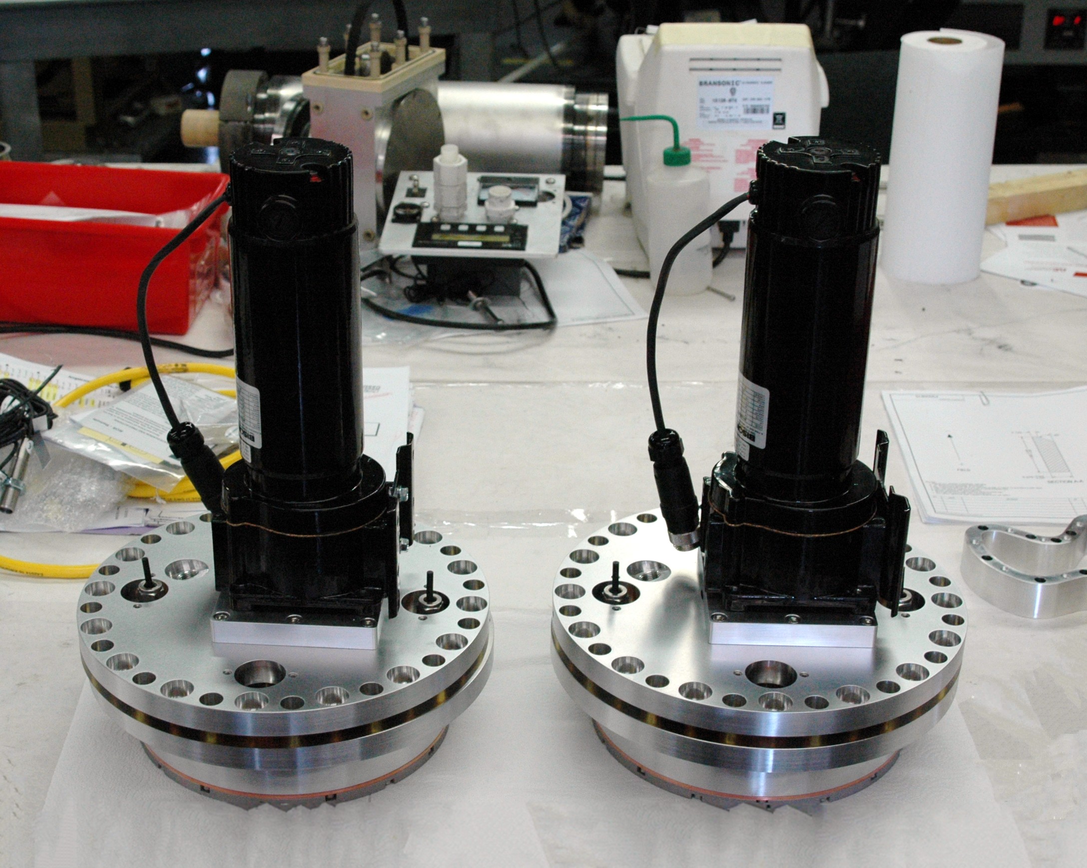 ONYX-8R External Mount High Rotation Speed Motors | angstromsciences