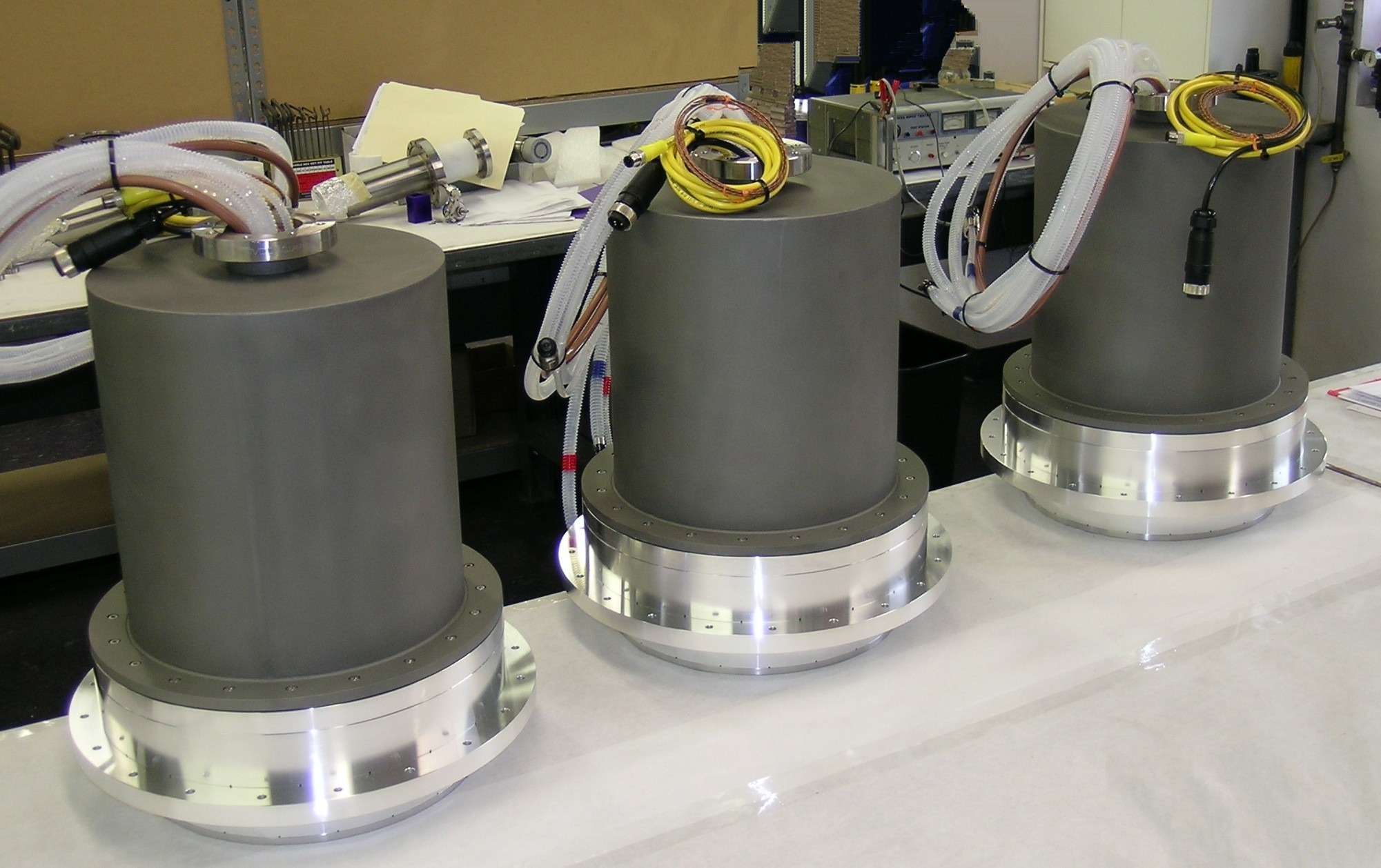 ONYX-8R Rotary Internal Mount Canisters | angstromsciences